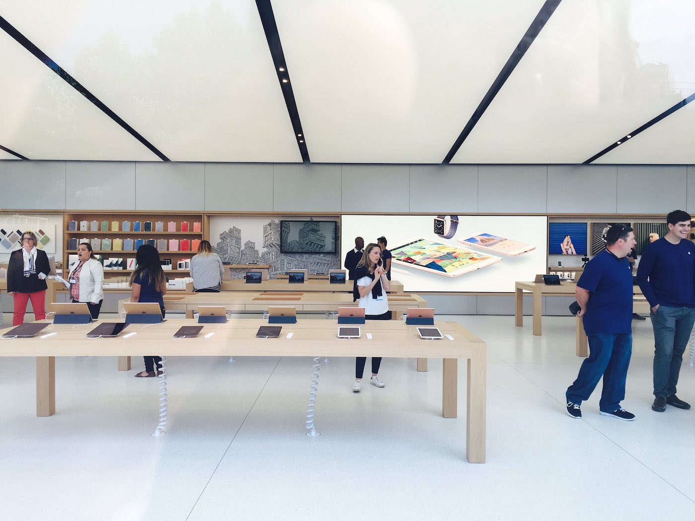 Apple dévoile son nouvel Apple Store de San Francisco - iPhoneAddict.fr