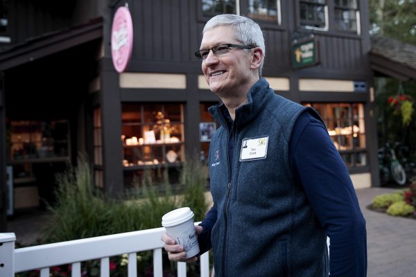 Pour Tim Cook, un iPhone X n'est pas plus cher qu'un café au quotidien ...