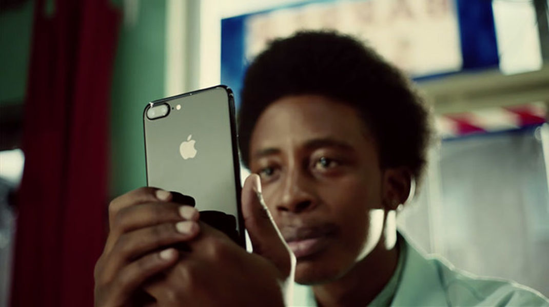 Apple remporte un ADC Awards pour une publicité sur l'iPhone 7 Plus ...