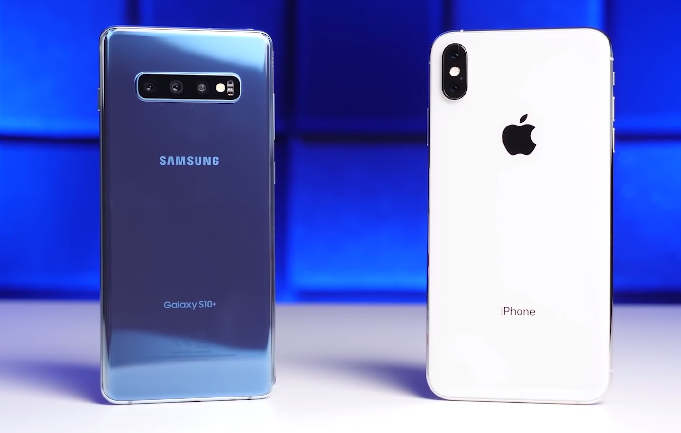 iPhone XS Max vs Galaxy S10+ : similaires au niveau des performances au ...