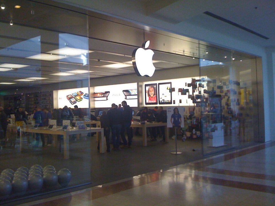 Coronavirus : Apple ferme temporairement ses Apple Store en Italie ...