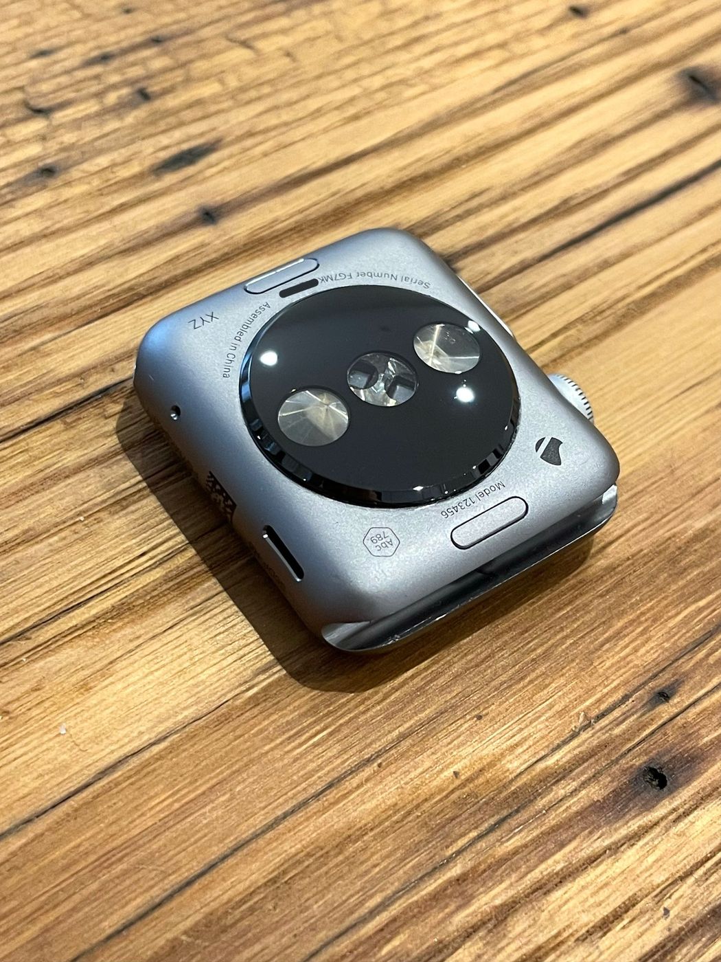 Apple Watch : un prototype de première génération dévoile un agencement ...